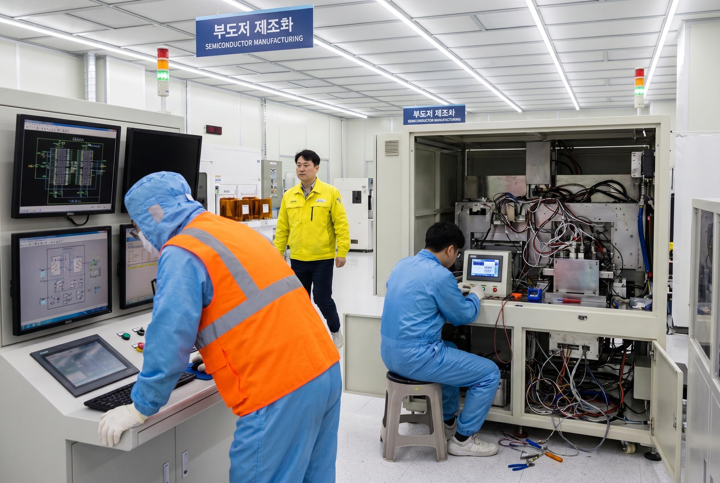 The evolving economics of semiconductor manufacturing: key factors ...